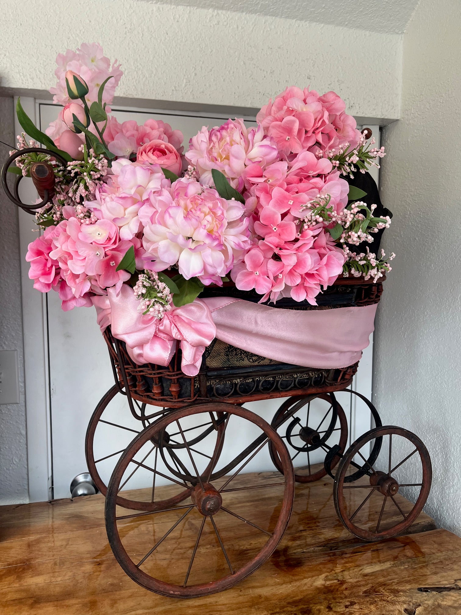 Baby Shower Stroller - with Flowers – One Stop Party Rentals